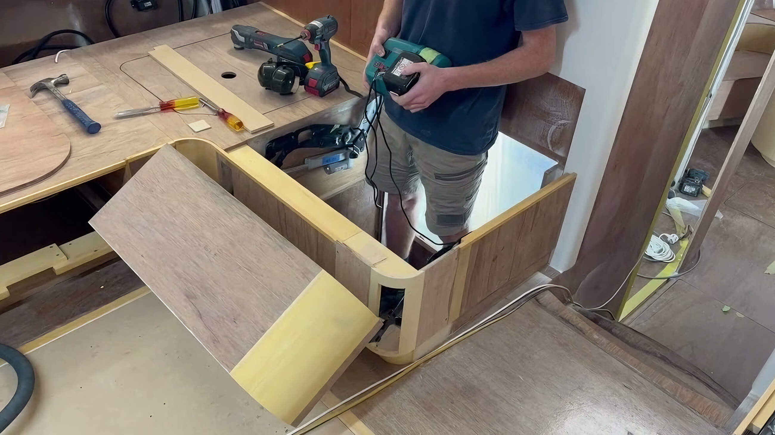 B63: Elite 18m Mid Pilothouse – Starting to Sparkle